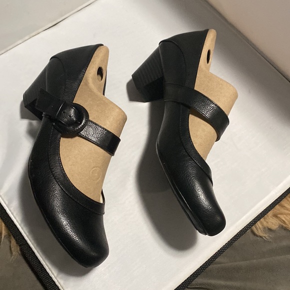 Life Stride | Shoes | Rozz Mary Jane Pumps Size 95m | Poshmark